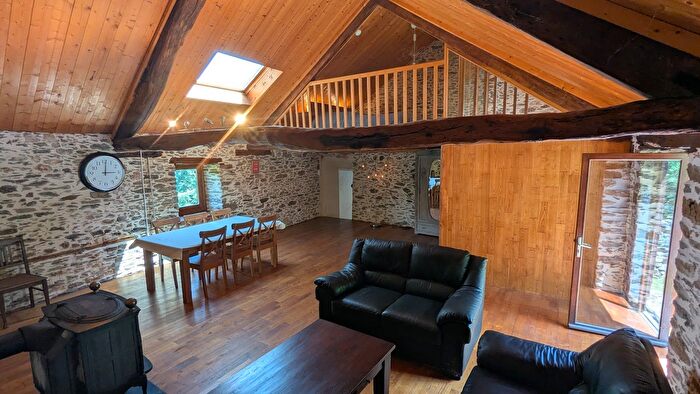 Maison à vendre - Sérénac - 5 pièces - 4 chambres