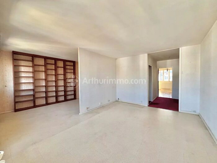 Appartement à vendre - Clermont-Ferrand, Vallières, Sallins, Poncillon - 3 pièces - 2 chambres