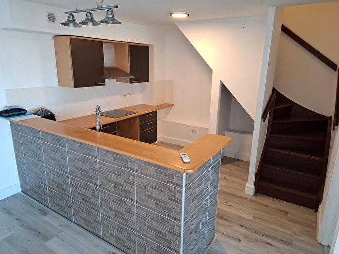 Appartement à louer - La Possession, Rivière des Galets, Halte-Là, Moulin Joli, Fond de Bac - 5 pièces - 2 chambres