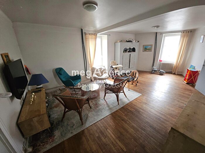 Appartement à vendre - Ploëzal - 4 pièces - 3 chambres