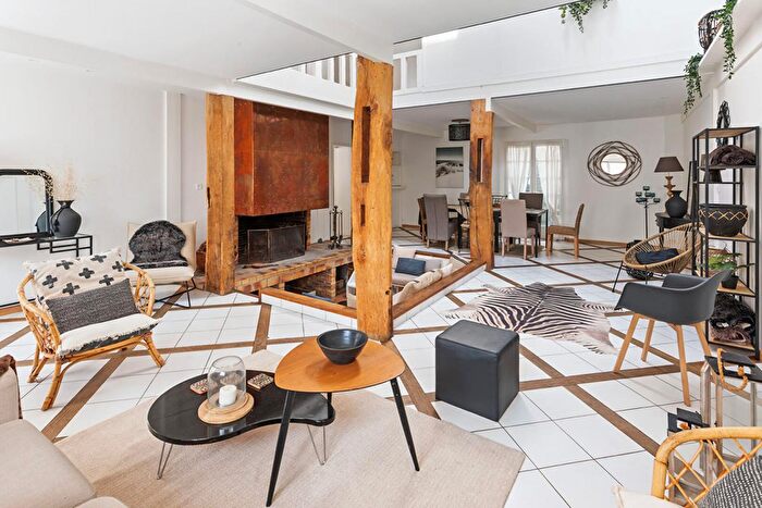 Maison à vendre - Basse-Goulaine - 7 pièces - 5 chambres