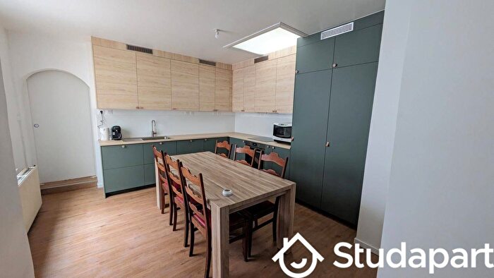 Appartement à louer - Epeule-Trichon, Roubaix - 1 pièce - 6 chambres