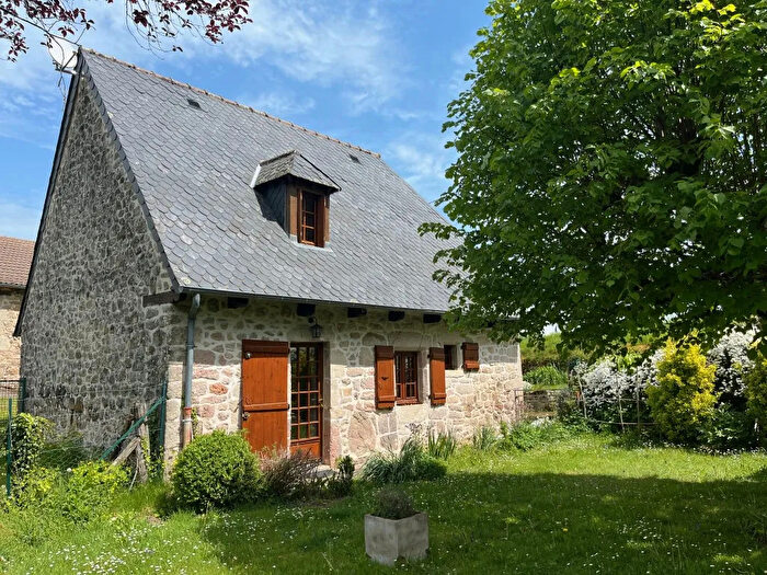Maison 3 pièces à vendre - Saint-Bonnet-les-Tours-de-Merle
