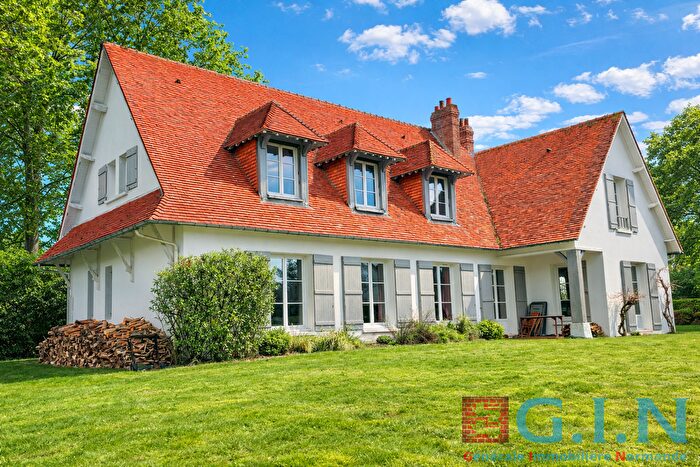 Maison à vendre - Montigny - 9 pièces - 5 chambres