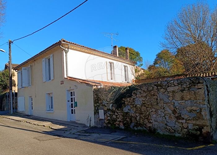 Maison à louer - Saint-Macaire - 5 pièces - 2 chambres