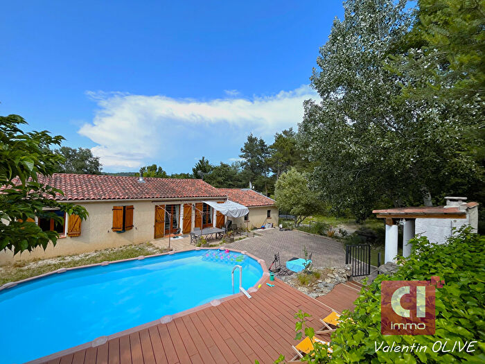 Maison 7 pièces à vendre à Mazaugues