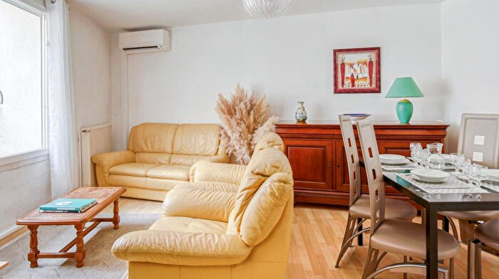 Appartement à vendre - Narbonne, Bourg - 3 pièces - 2 chambres