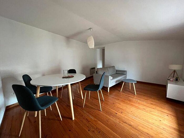 Saint-Symphorien-de-Lay - Appartement 2 pièces à louer