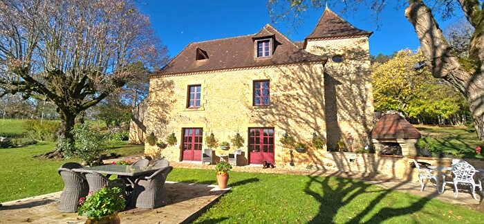 Maison à vendre - Sainte-Alvère - 10 pièces - 6 chambres