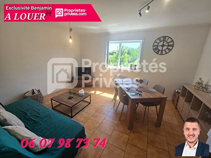 Regniowez : Appartement 2 pièces à louer