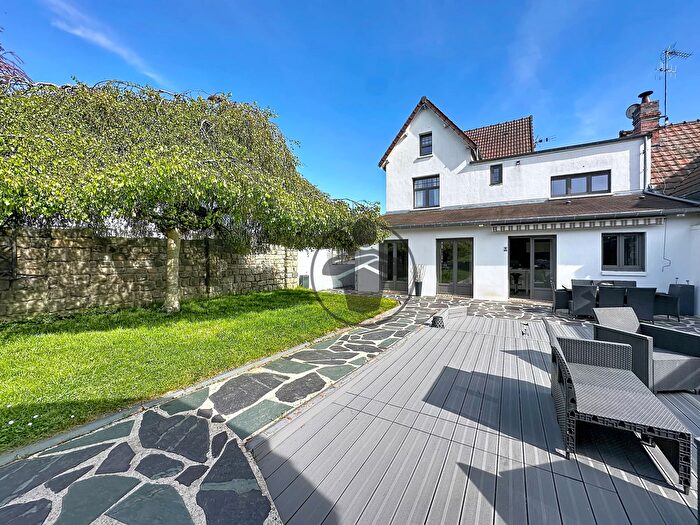 Maison 7 pièces à Saint-Quentin, Europe, Rémicourt, à vendre