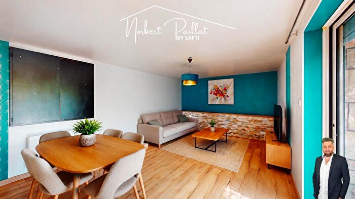La Roche-Vineuse : Maison 6 pièces à vendre