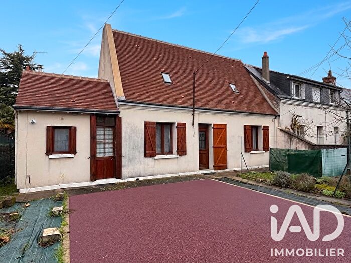 Maison 3 pièces à Saint-Pierre-des-Corps, Vieux Saint-Pierre, à vendre