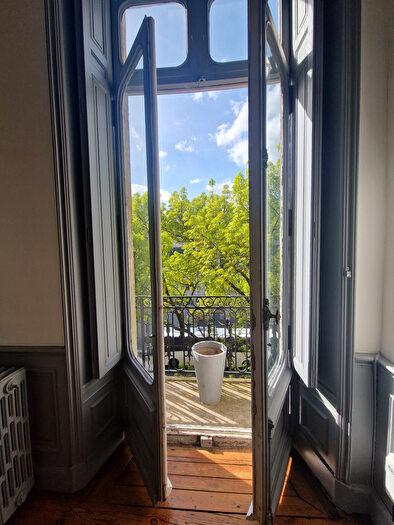 Appartement à louer - Bordeaux, Quinconces, Grands Hommes, Tourny - 3 pièces - 2 chambres