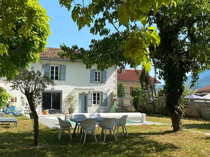 Maison à vendre - Veurey-Voroize - 6 pièces - 4 chambres