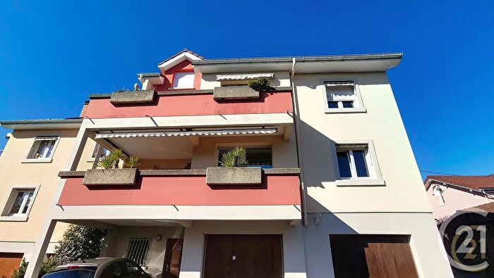 Appartement à vendre - Montbéliard, Faubourg, Mont-Chevis, Chiffogne, Citadelle - 4 pièces - 2 chambres