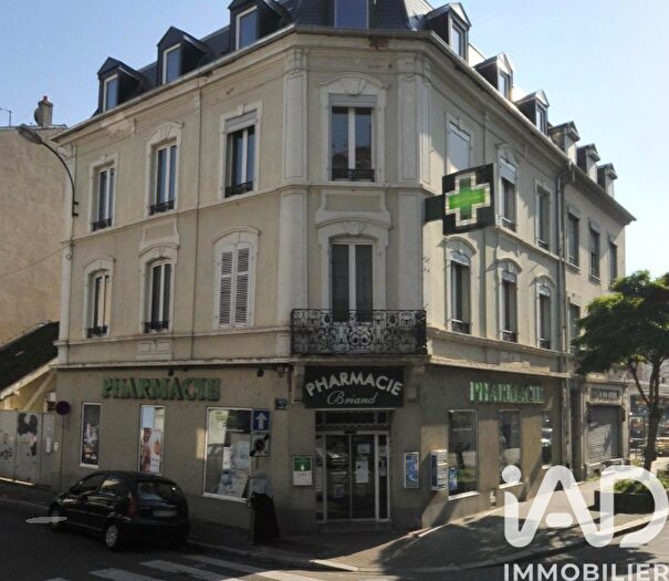 Appartement à louer - Mulhouse, Cité-Briand - 4 pièces - 2 chambres