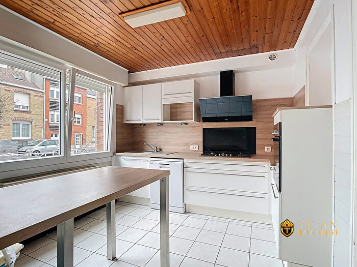 Maison à vendre - Coudekerque-Branche, Centre Nord - 3 pièces - 5 chambres