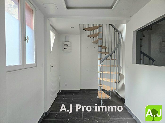 Appartement à vendre - Ézy-sur-Eure - 2 pièces - 1 chambre