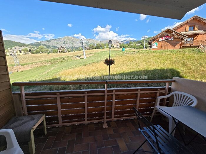 Enchastrayes - Appartement 1 pièce à vendre