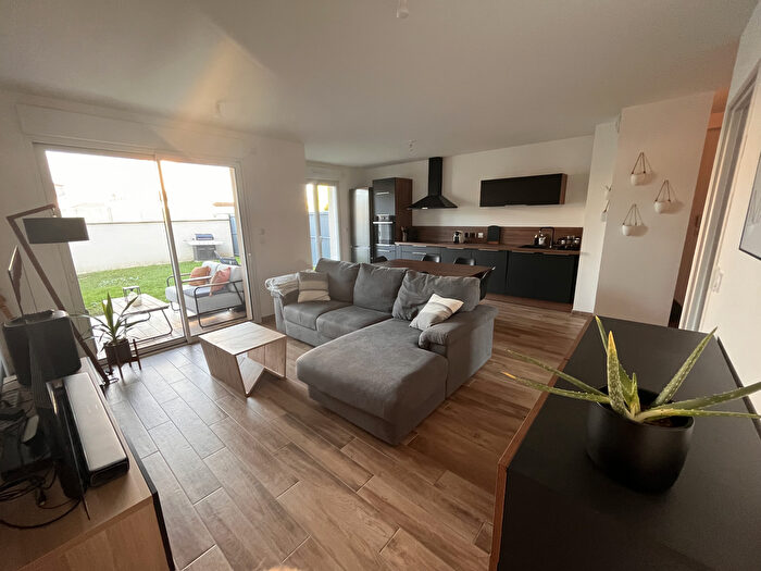 Appartement à louer - Tignieu-Jameyzieu - 2 pièces - 1 chambre