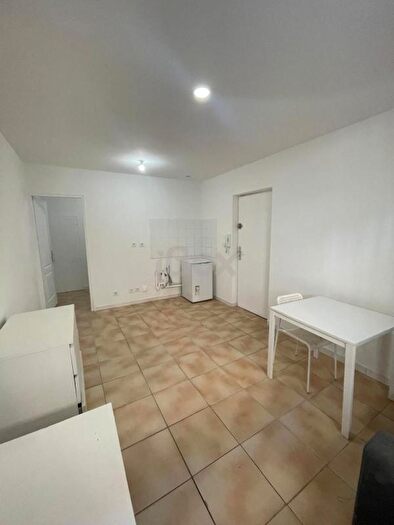 Appartement 1 pièce à louer à Toulon, Place d'Armes