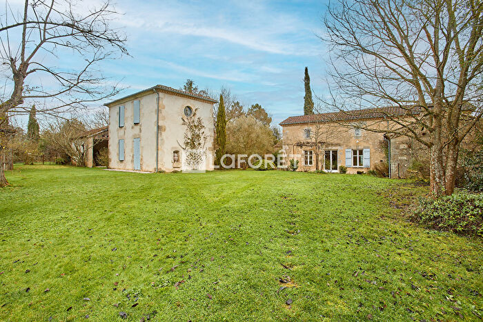 Maison à vendre - Nérac - 8 pièces - 6 chambres
