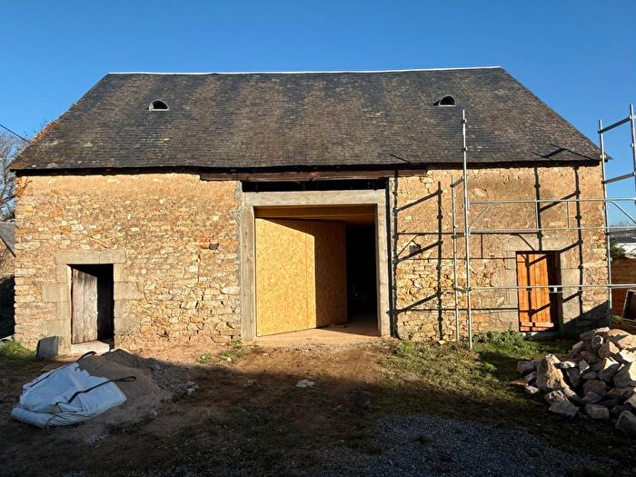 Maison à vendre - Sazeray - 1 pièce - 3 chambres