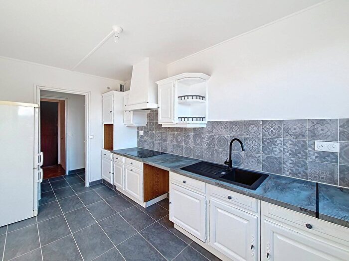 Appartement à louer - La Fontaine-Parc des Sceaux-Croix de Berny-Centre Ville, Antony - 4 pièces - 3 chambres