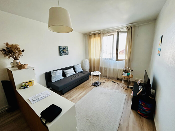 Annemasse, Aérodrome - Appartement 1 pièce à louer