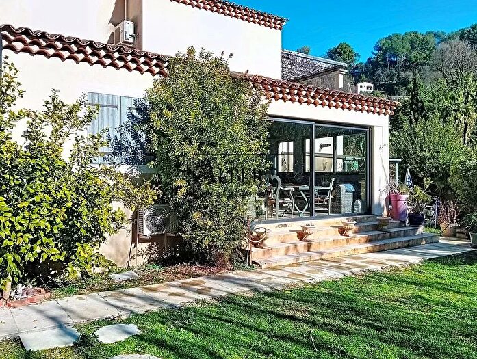 Maison à vendre - Saint-Paul-de-Vence - 5 pièces