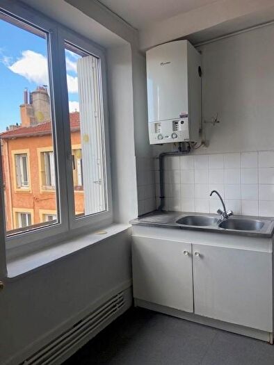 Appartement à louer - Saint-Étienne, La Terrasse, Bel Air, Bergson, Carnot - 2 pièces - 1 chambre