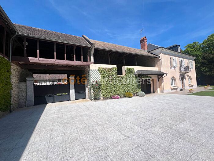 Orleix - Maison 8 pièces à vendre