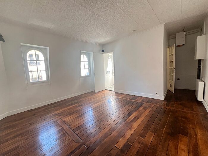 Appartement 1 pièce à vendre à Paris 19ème, Buttes Chaumont, Laumière, Manin