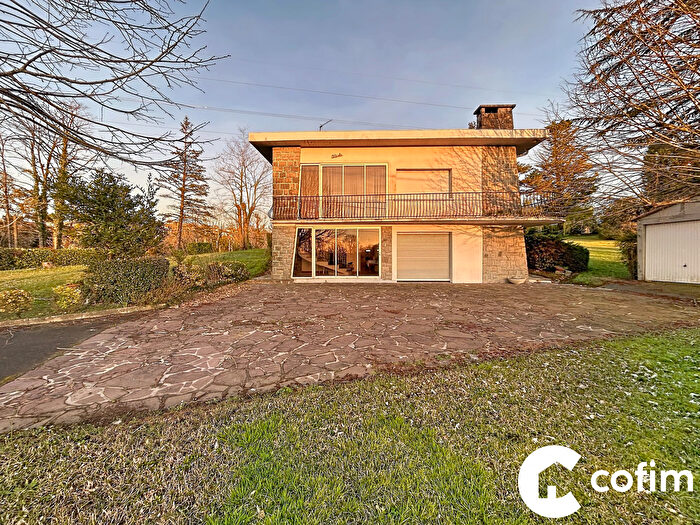 Maison à vendre - Saint-Pierre-dIrube - 5 pièces - 4 chambres