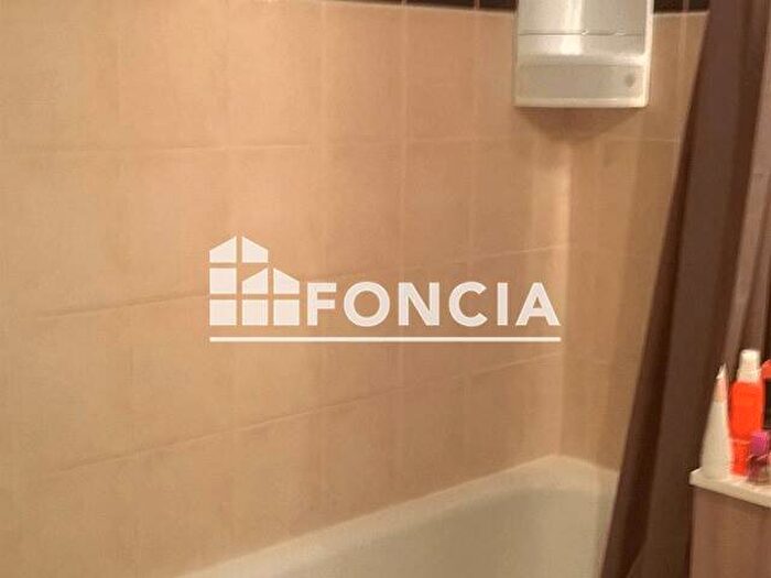 Appartement à louer - Saint Saulve, Saint-Saulve - 2 pièces - 1 chambre