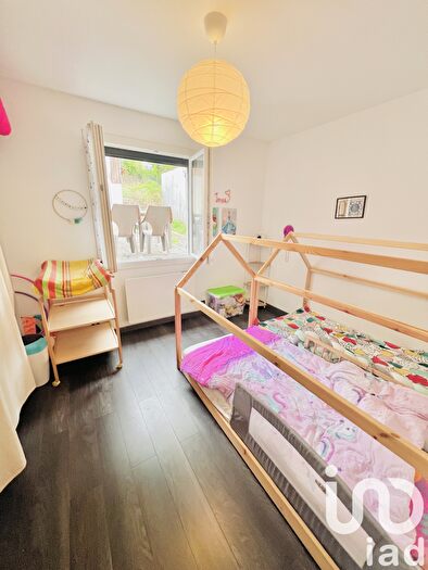 Maison à vendre - Verneuil-en-Halatte - 3 pièces - 2 chambres