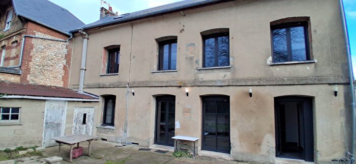 Maison à vendre - Louviers - 6 pièces - 4 chambres