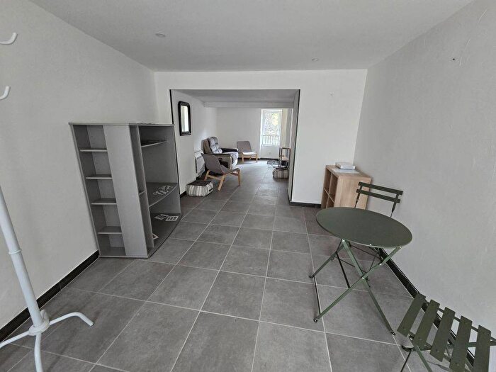 Maison à louer - Mailhac - 3 pièces - 2 chambres