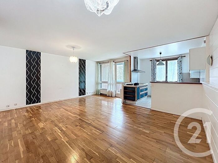 Appartement à vendre - Corbeil-Essonnes, Centre Essonnes - 3 pièces - 2 chambres