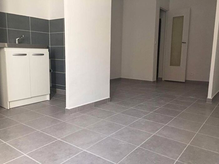 Appartement 1 pièce à louer - Centre Ville-Peyron, La Seyne-sur-Mer
