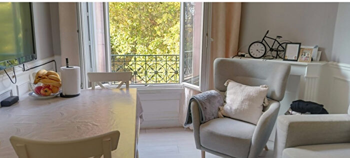 Appartement à vendre - Saint-Denis, Franc-Moisin, Bel-Air - 3 pièces - 1 chambre