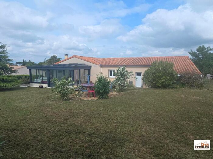 Douzat : Maison 6 pièces à vendre