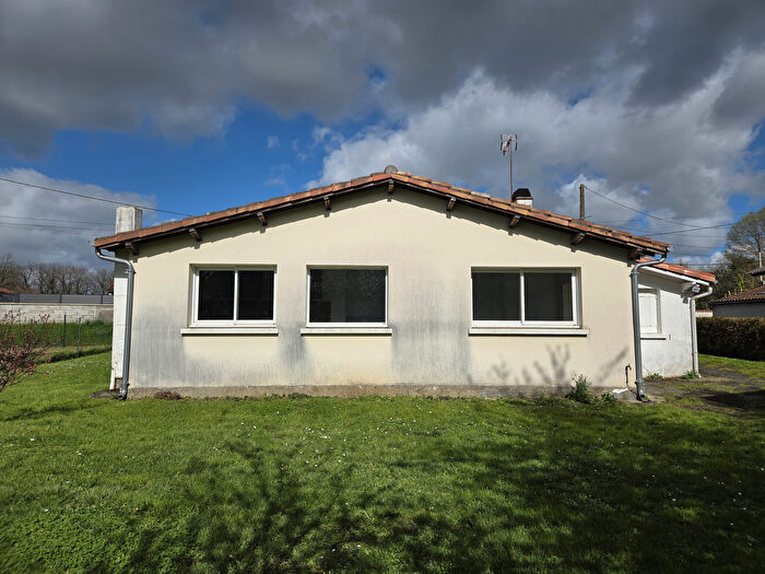 Maison à vendre - Le Douhet - 4 pièces - 3 chambres