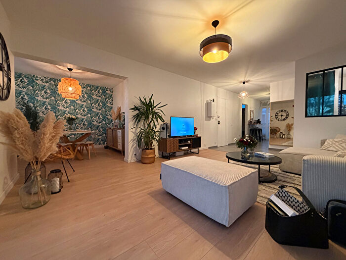 Appartement à vendre - Saran, Centre-ville, Bois Joly, La Chiperie - 3 pièces - 2 chambres