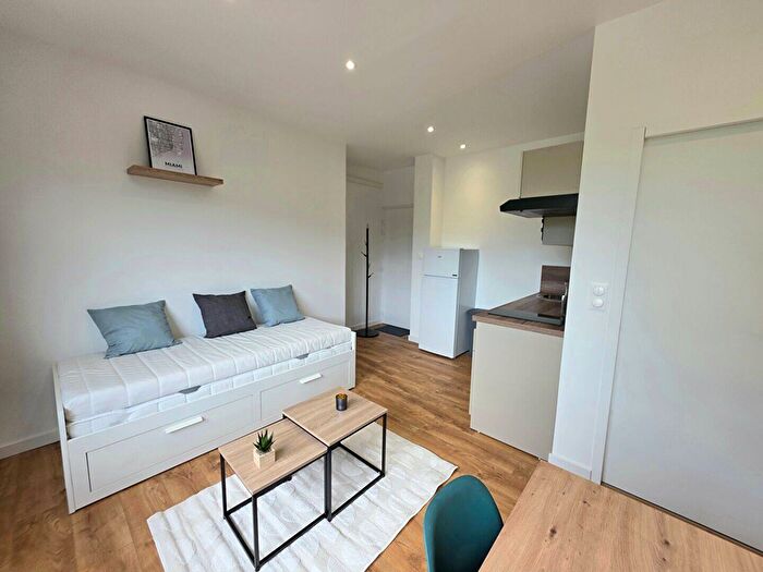 Appartement 1 pièce à Monthieu-Saint François, Saint-Étienne, à louer