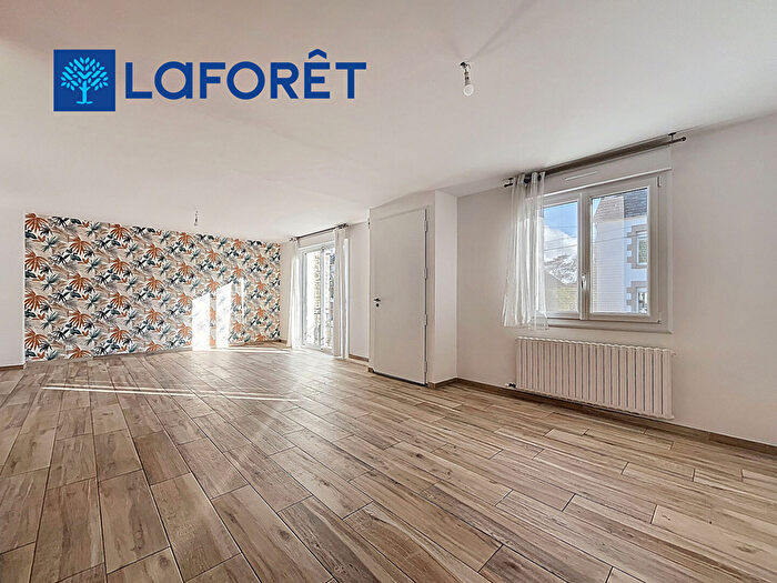 Maison à vendre - Pontivy, Paul Langevin - 4 pièces - 3 chambres