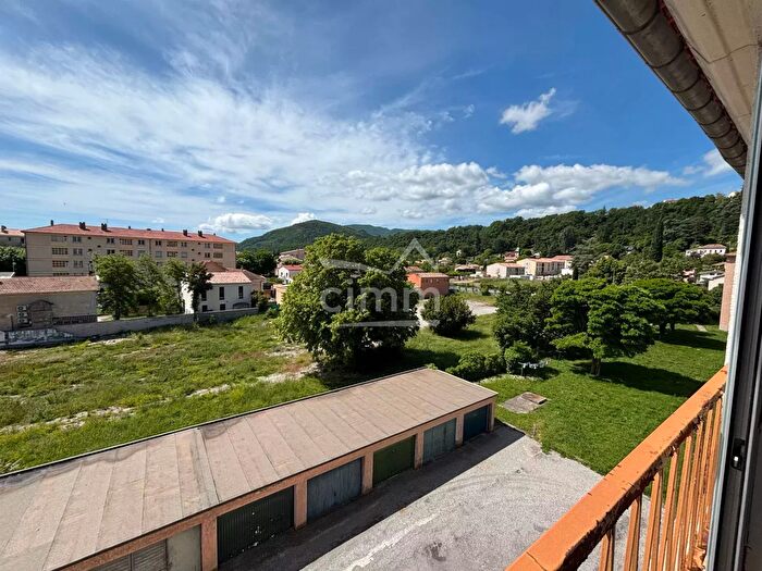 Appartement à vendre - Sisteron - 5 pièces - 2 chambres