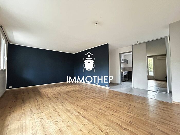 Appartement à louer - Antiquaire, Notre Dame, Grenoble - 3 pièces - 2 chambres