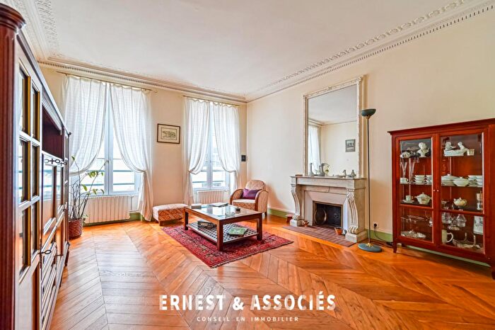 Appartement 4 pièces à Paris 10ème, Porte Saint-Martin, Paradis, à vendre